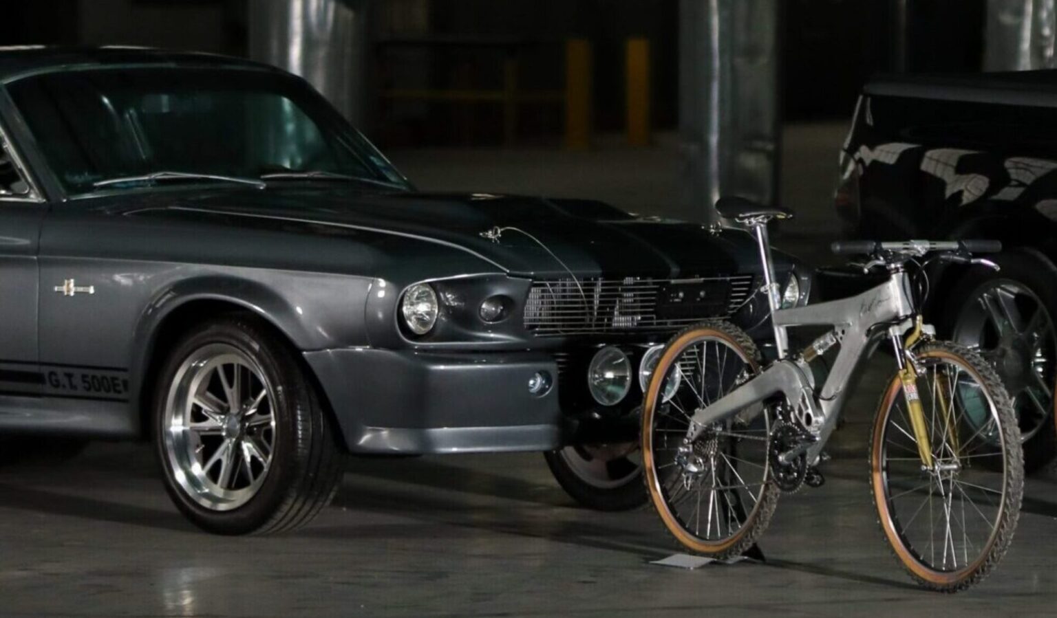 The World's Finest Handmade Full Suspension Bikes